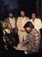 Longtime Beach Boys Sideman Billy Hinsche Dead At 70 – Discover Dade