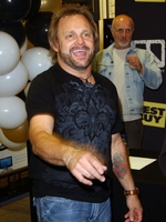 Michael Anthony Sheds Light On Possible Van Halen Tribute Reunion ...