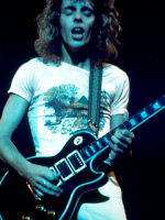 Flashback: ‘Frampton Comes Alive!’ Tops The Charts – Discover Dade