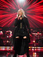 Pat Benatar Heading Back On The Road – Discover Dade